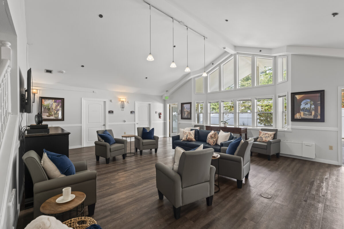 Senior Living in Lynnwood, WA | The Cottages of Lynnwood | CarePartners ...